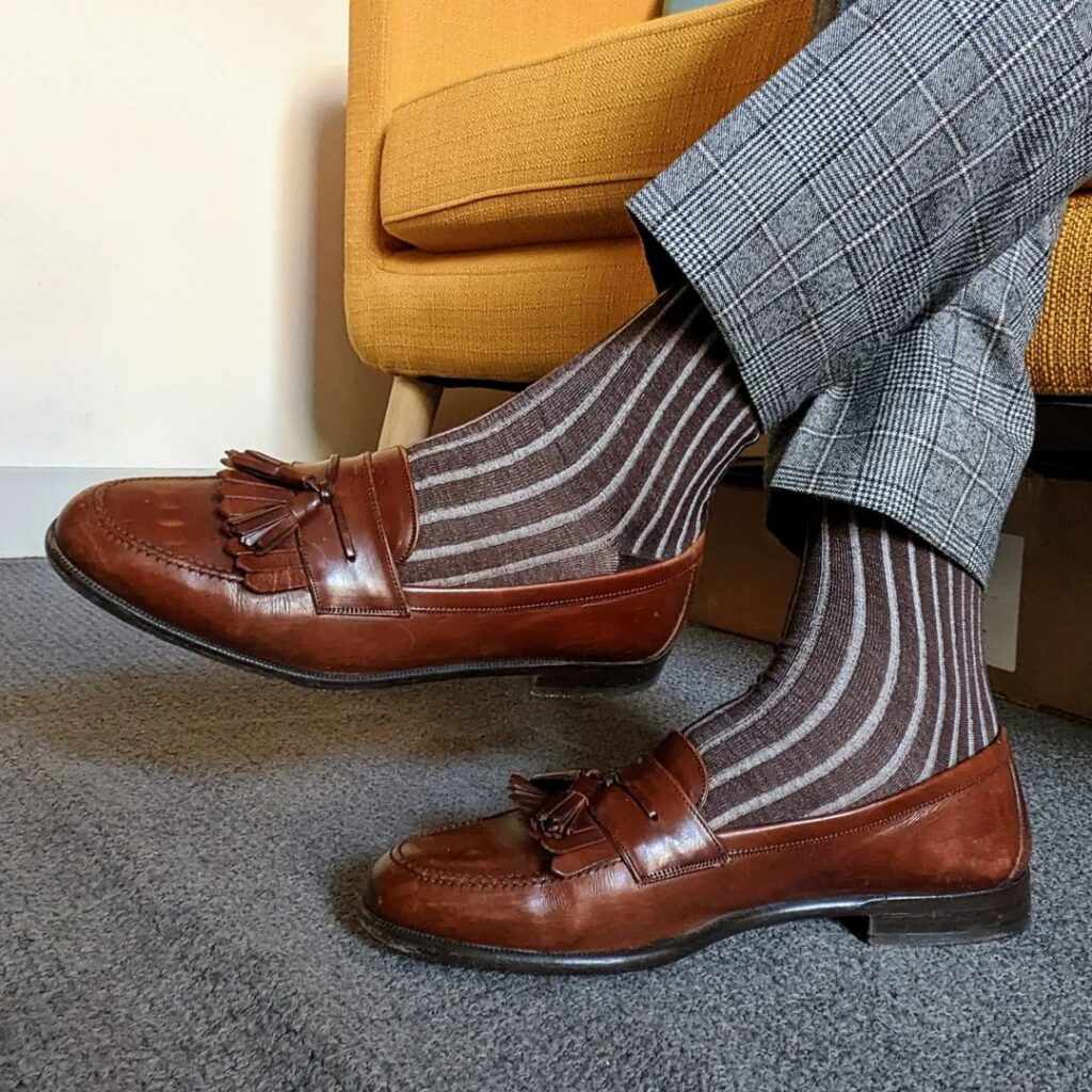 Shadow Stripe Brown Ecru Over The Calf Socks – Viccel
